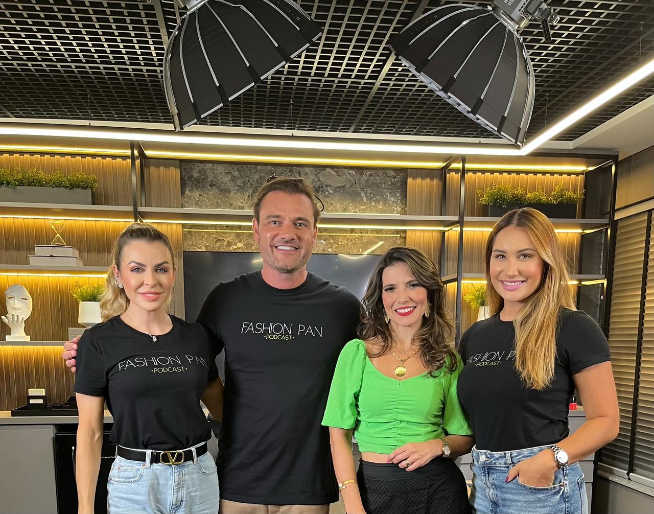 Descubra os segredos do prazer com a sexóloga Kelly Correa no Podcast ...